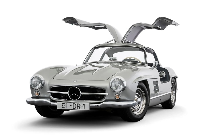 Black Mercedes Benz Gullwing