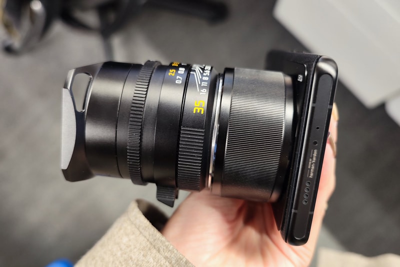 Xiaomi Concept Phone with Interchangable Leica Lens | Hypebeast