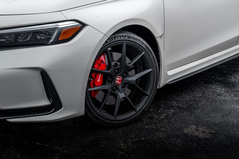 2023 Honda Civic Type R FL5 Review | Hypebeast