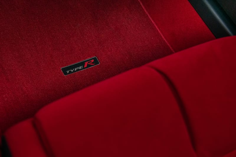 2023 Honda Civic Type R FL5 Review | Hypebeast