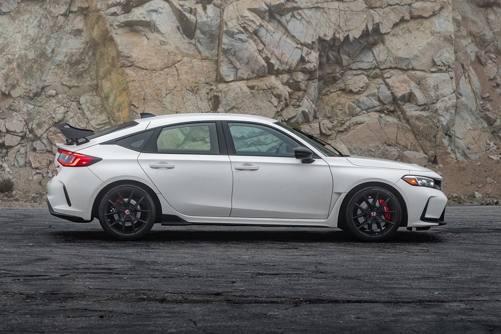 2023 Honda Civic Type R FL5 Review | Hypebeast