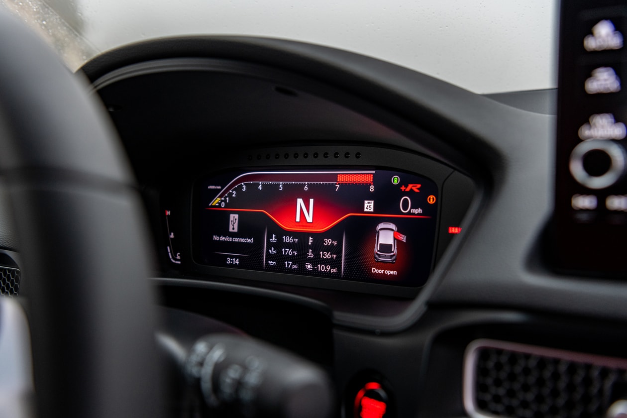 2023 Honda Civic Type R FL5 Review | Hypebeast