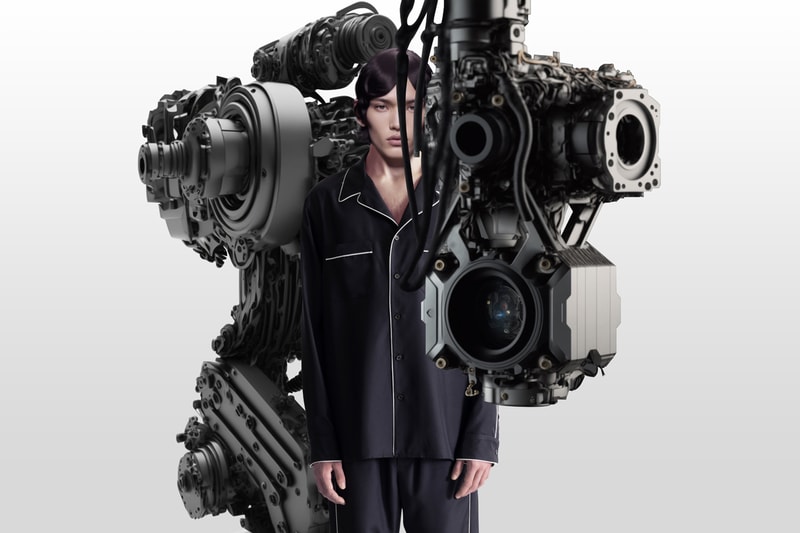 Maison Valentino's New Collection of "Essentials" | Hypebeast