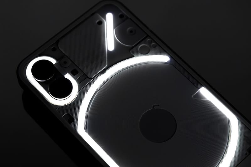 Nothing Phone (1) Closer Look | Hypebeast