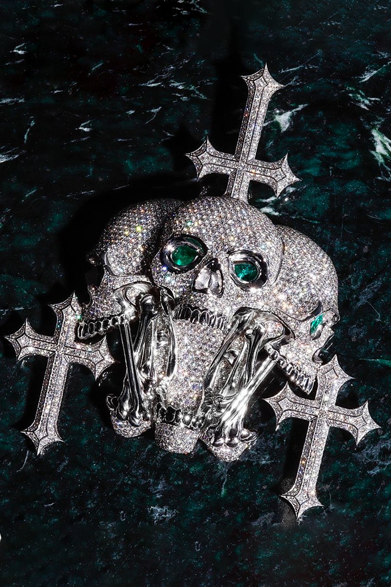 Yeat 'Aftërlyfe' Pendant Closer Look | Hypebeast