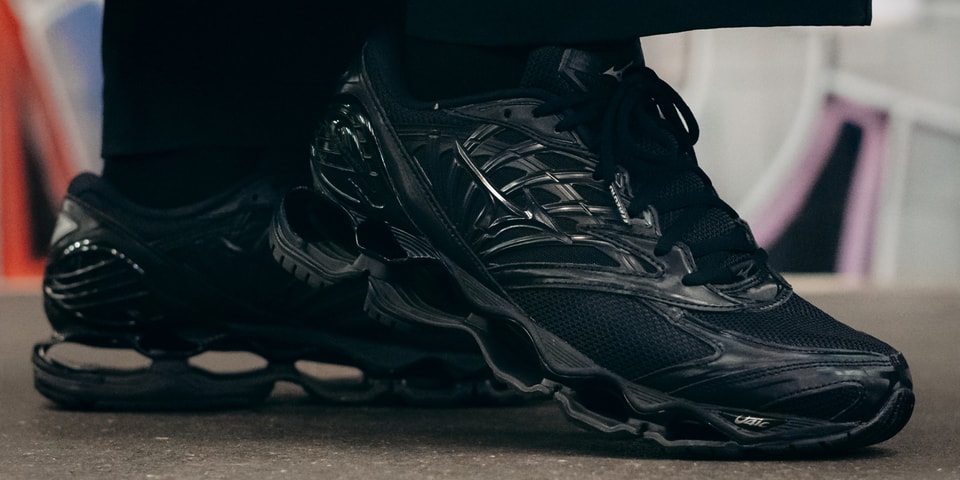 Mizuno Presents its New Wave Prophecy LS "Blk/Blk" | Hypebeast