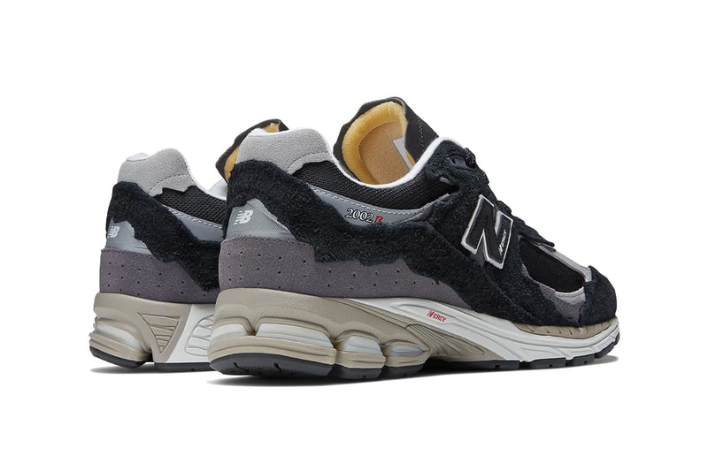 New Balance 2002R "Protection Pack" New Navy and Black Colorways ...