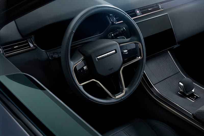 The 2024 Range Rover Velar Offers Advanced Connectivity With a ...