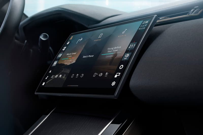 The 2024 Range Rover Velar Offers Advanced Connectivity With a ...