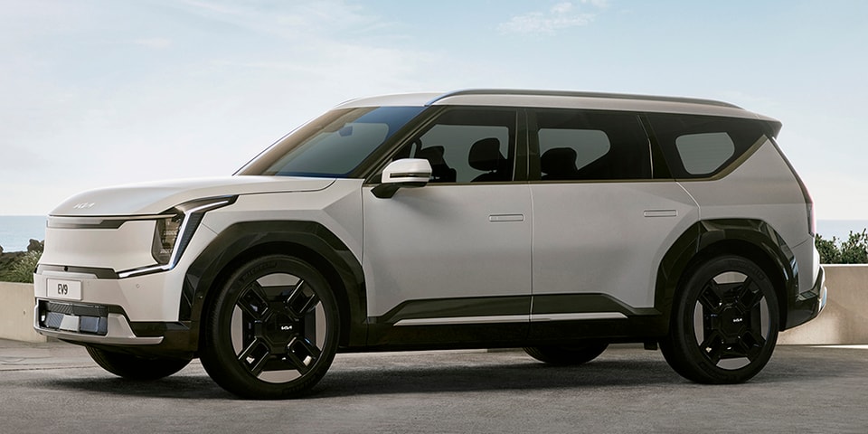 KIA Unveils Its Retro-Futuristic, All-Electric EV9 SUV | Flipboard KIA Unveils Its Retro-Futuristic, All-Electric EV9 SUV | Flipboard