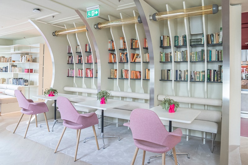 External Reference Architecture Studio "The Penthouse by WOW" Info ...