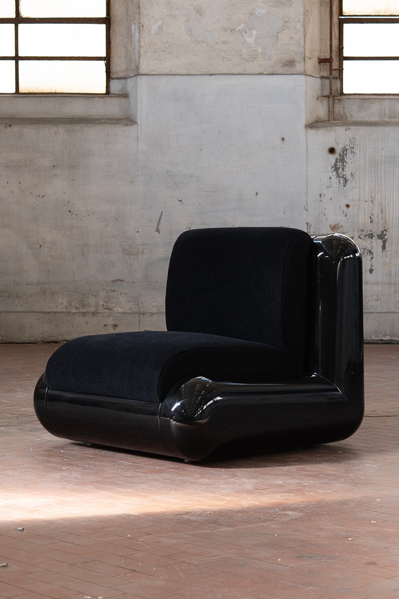 Holloway Li Launches Limited-Edition "T4" Chair | Hypebeast