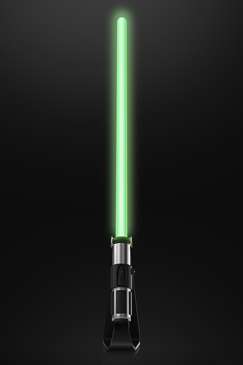 'Star Wars': The Black Series Yoda Force FX Elite Electronic Lightsaber ...