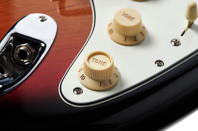 Steve Lacy Debuts Custom Fender Stratocaster | Hypebeast