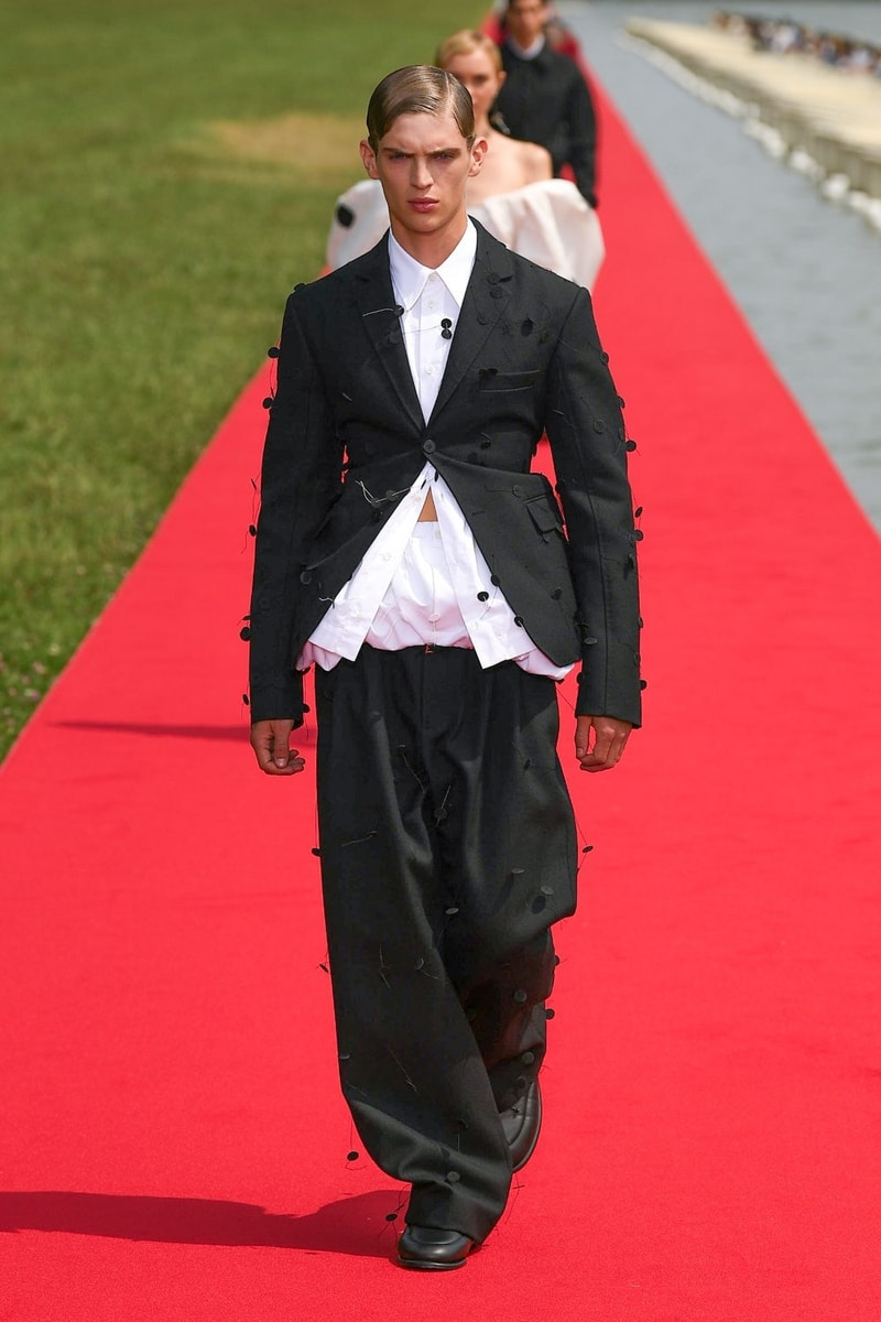 Jacquemus Fall 2023 "LE CHOUCHOU" Versailles Collection | Hypebeast