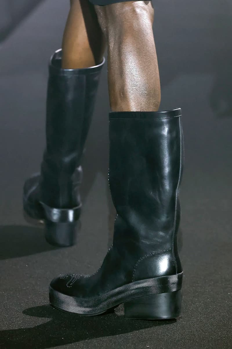 Raf Simons SS23 Runway Brogue Boots for $1,880 | Hypebeast Raf Simons SS23 Runway Brogue Boots for $1,880 | Hypebeast