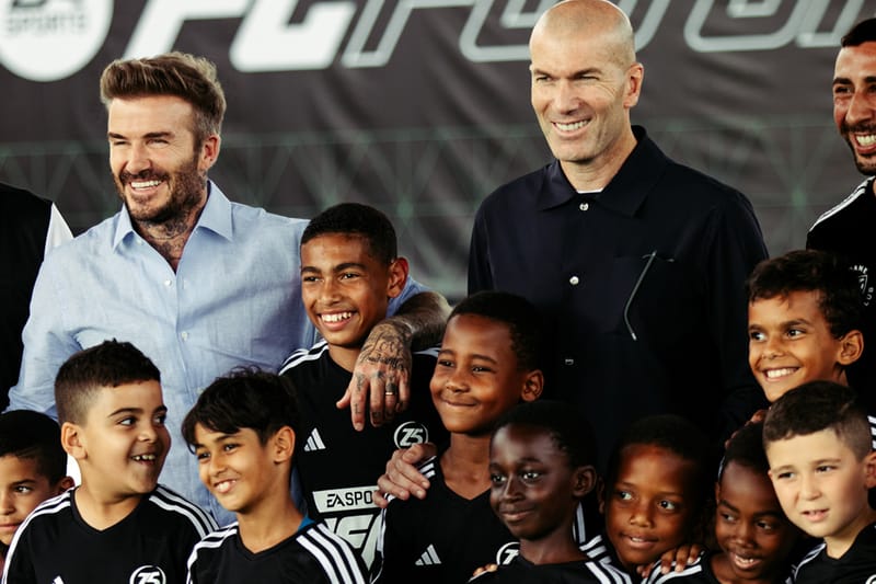EA Sports FC FUTURES Zinedine Zidane Z5 Football | Hypebeast