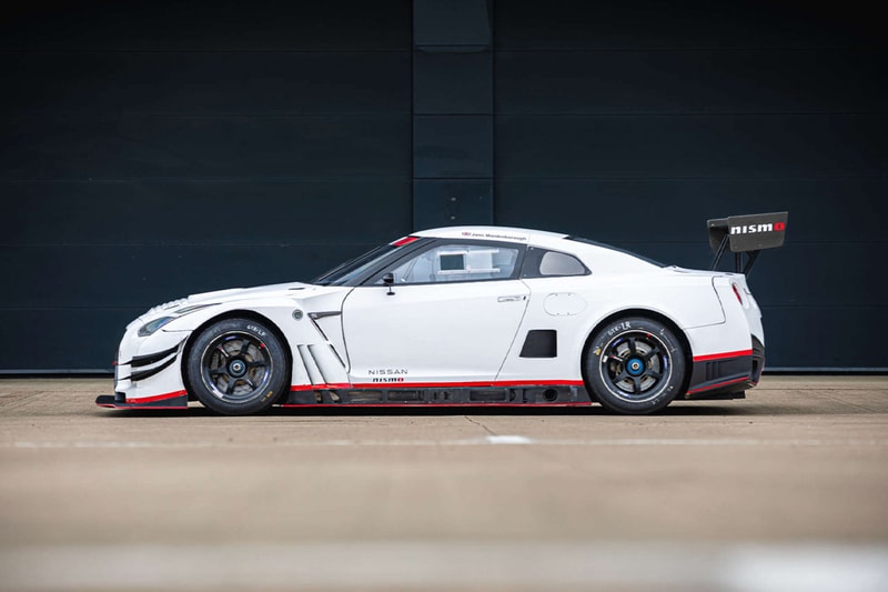 Gran Turismo Nissan GT-R GT3 Race Car Auction | Hypebeast