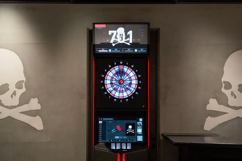 Mastermind WORLD Limited Edition DARTSLIVE Board | Hypebeast