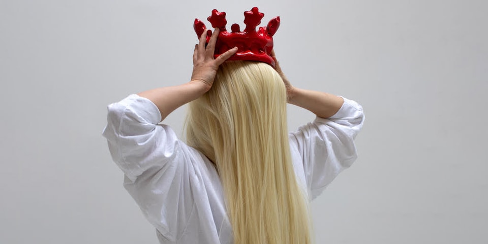Cj Hendry's Treasure Hunt of 1,000 Inflatable Crowns | Hypebeast