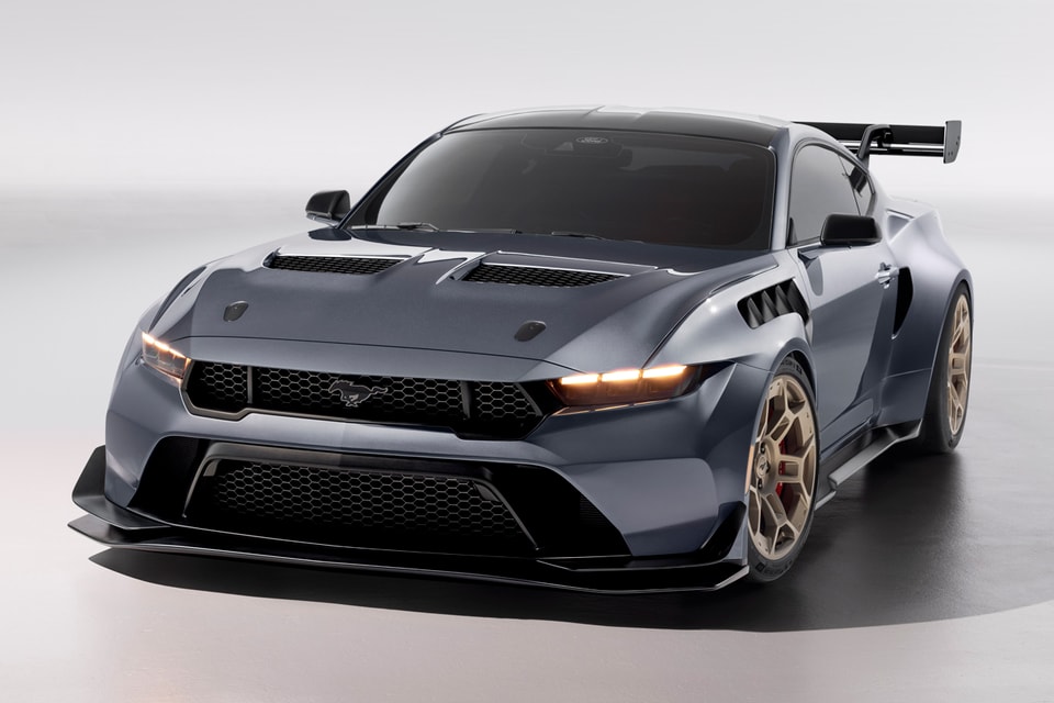 2022 Ford Mustang Diesel