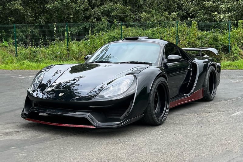 AO Racing Unveils Its Porsche 911 "GT3 Rawr" | Hypebeast