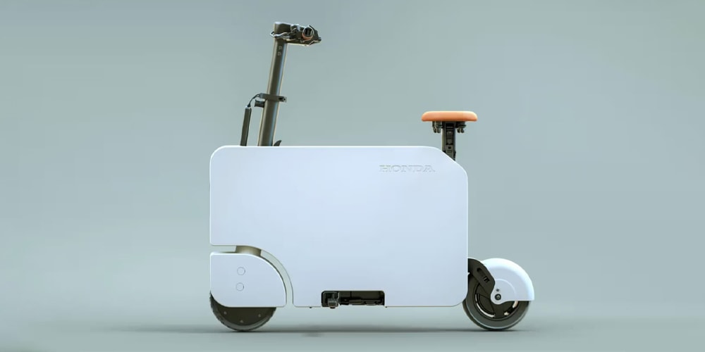 Honda’s Debuts Electric Model of Motocompacto Mini-Scooter | Hypebeast
