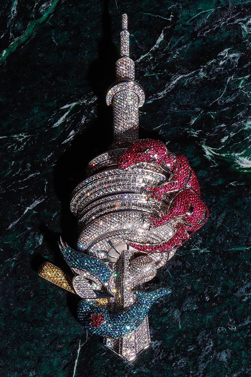 Drake Alex Moss New York "The Crown Jewel of Toronto" Chain | Hypebeast