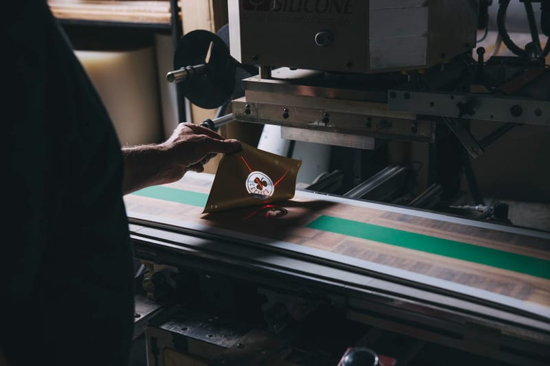 A Closer Look at Burton's MINE77 x Celtics Floor Board | Hypebeast