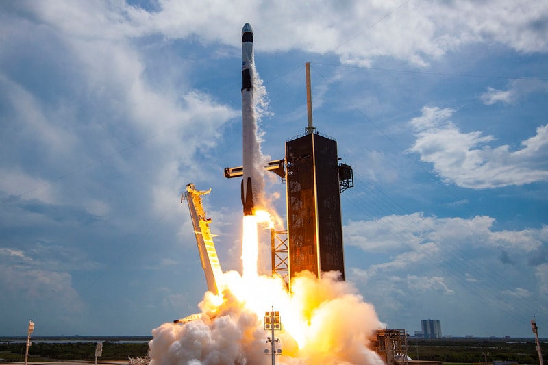 Amazon Enlists SpaceX To Launch Project Kuiper Satellites | Hypebeast