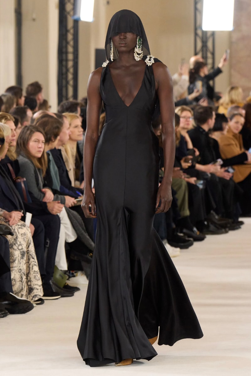 Daniel Roseberry's Schiaparelli Spring 2024 Couture Collection | Hypebeast