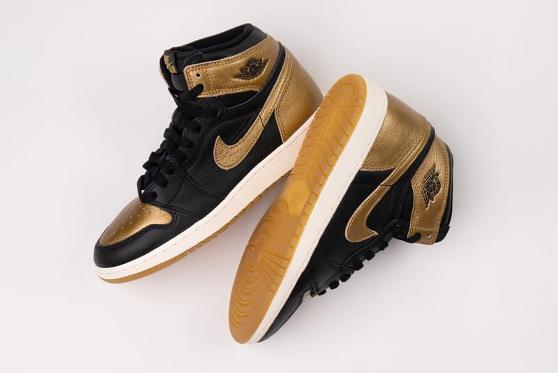 Air Jordan 1 High OG "Patent Bred" Detailed Look | Hypebeast