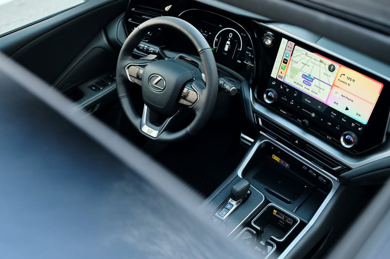 Essai routier de la Lexus TX 500h F Sport AWD - ThePressFree