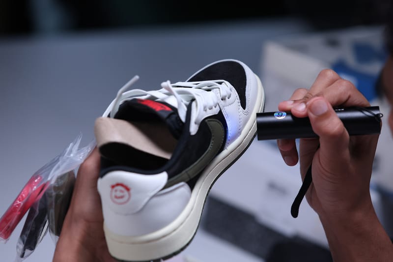 POIZON Sneaker and Streetwear Platform Info and Guide | Hypebeast