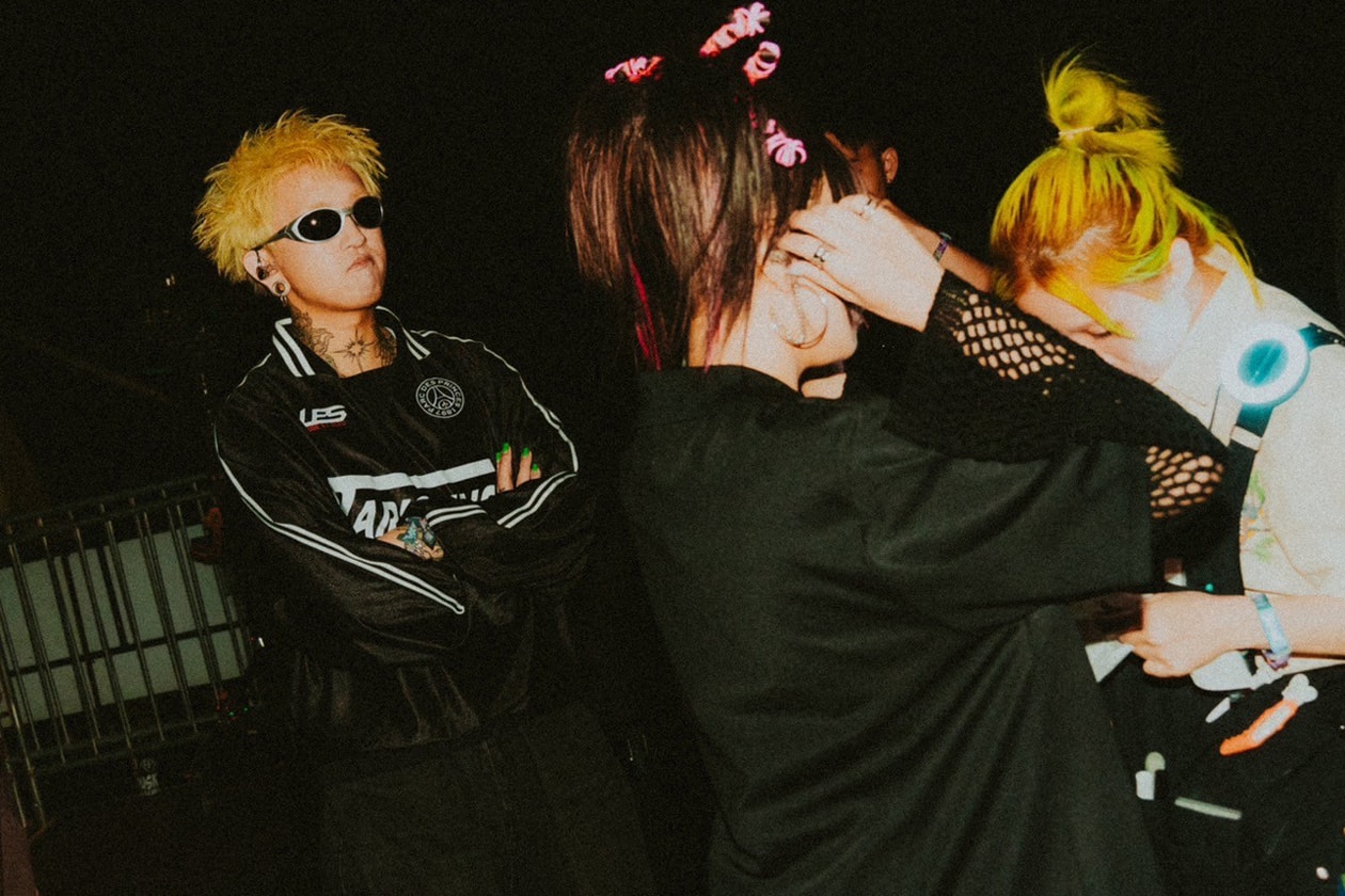 YOASOBI Brought Tokyo Nightlife to Coachella | Hypebeast YOASOBI Brought Tokyo Nightlife to Coachella | Hypebeast