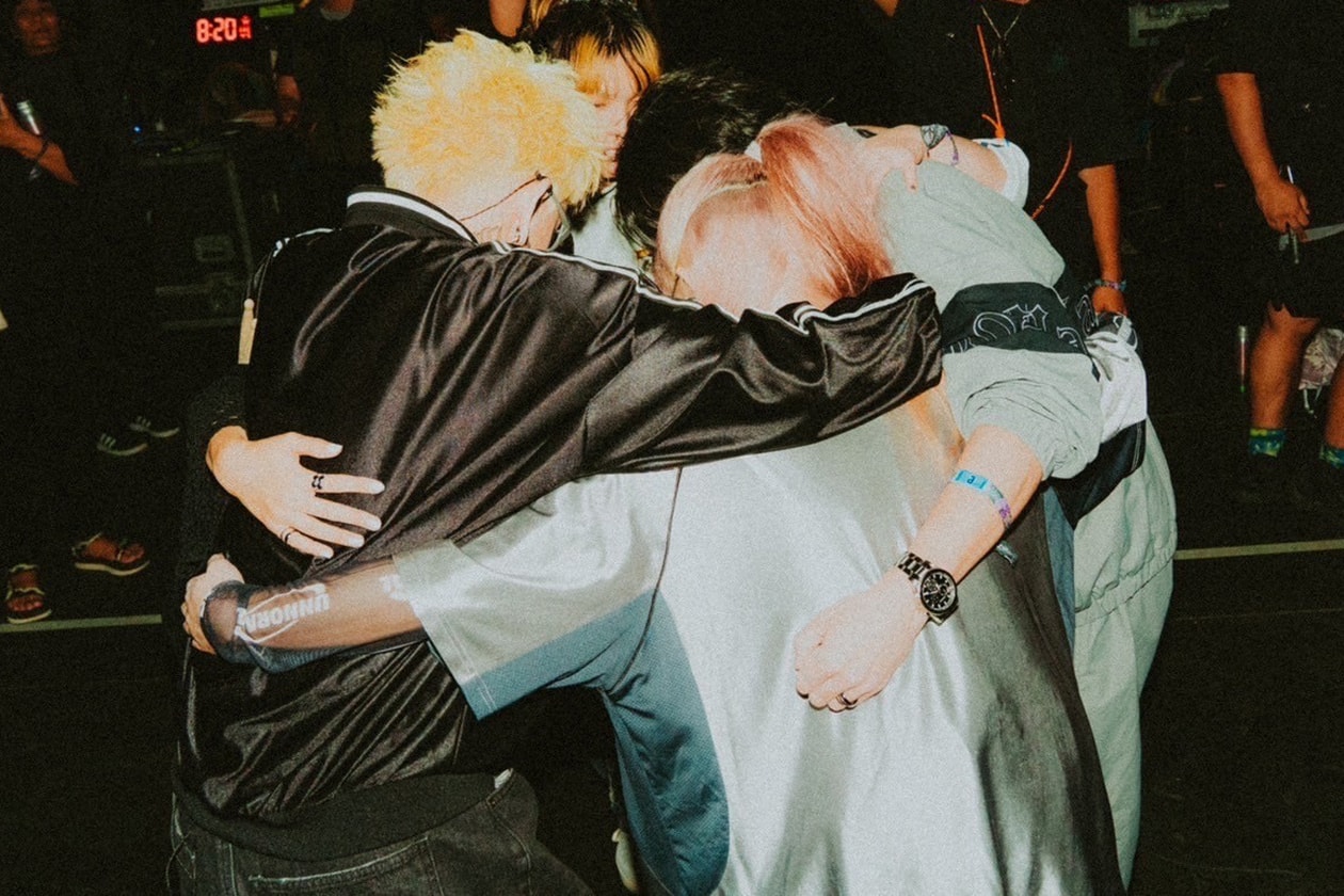 YOASOBI Brought Tokyo Nightlife to Coachella | Hypebeast YOASOBI Brought Tokyo Nightlife to Coachella | Hypebeast