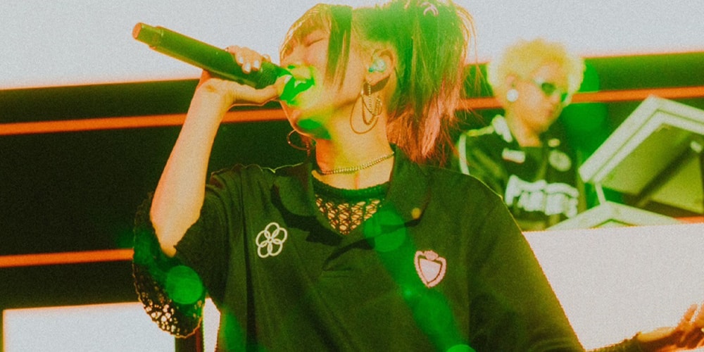 YOASOBI Brought Tokyo Nightlife to Coachella | Hypebeast YOASOBI Brought Tokyo Nightlife to Coachella | Hypebeast