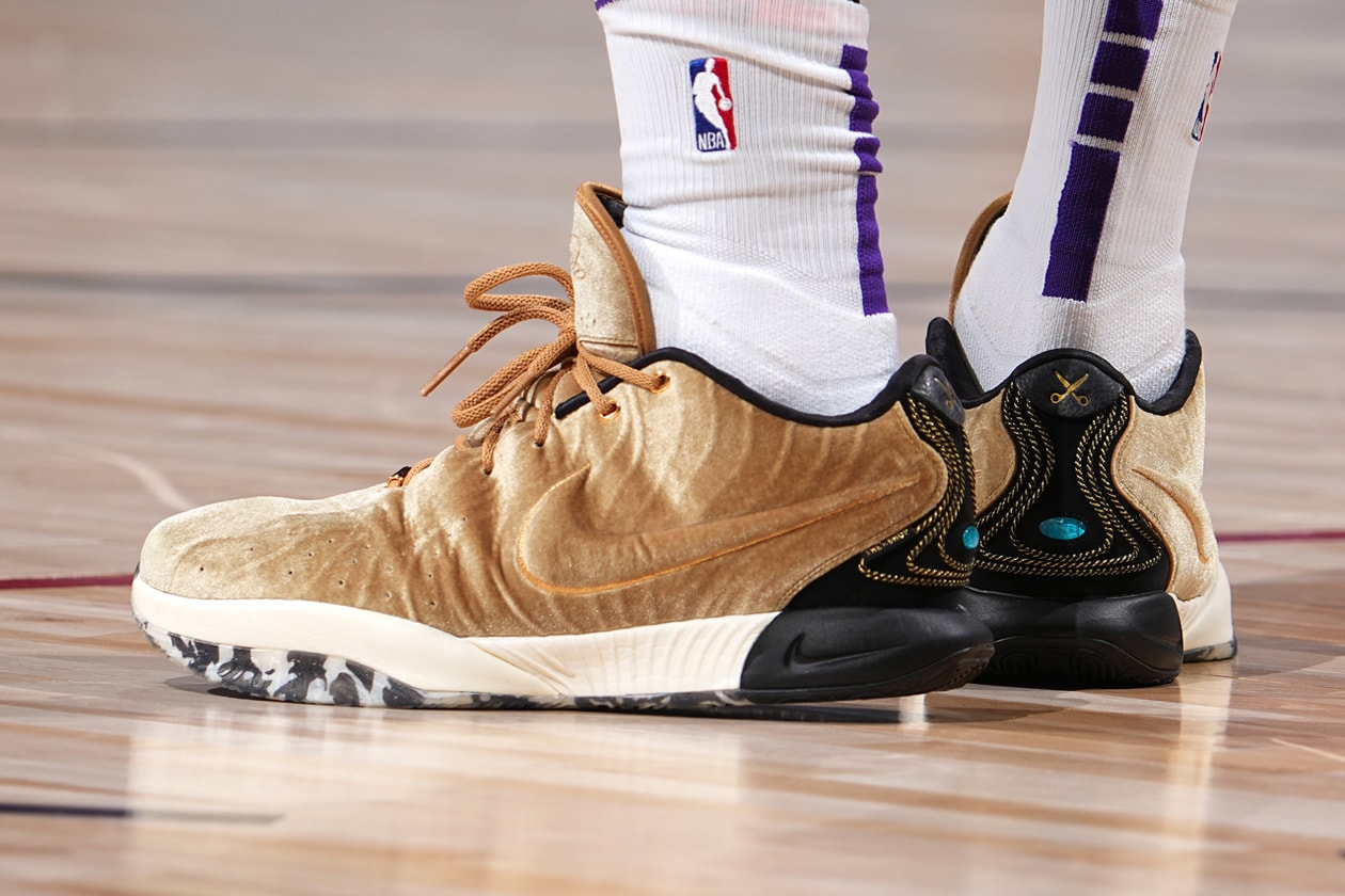 The Shop Nike LeBron 21 Gold FZ7883-700 Release Date | Hypebeast