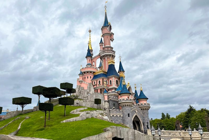 Coperni Rides the Wind With Its Air Swipe Bag | Hypebeast