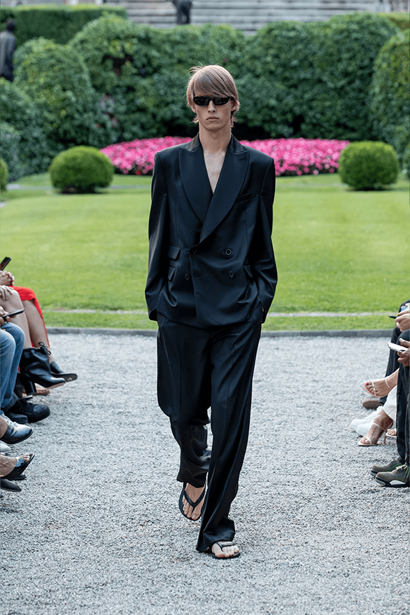 RHUDE Spring/Sumer 2025 at Lake Como | Hypebeast