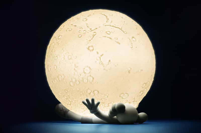 AllRightsReserved KAWS "BIG MOON" Lamp Info | Hypebeast