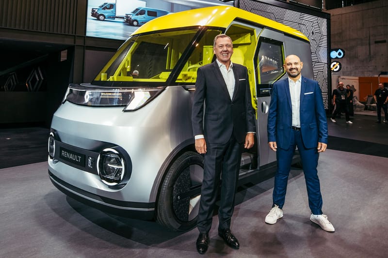 Renault ev van store