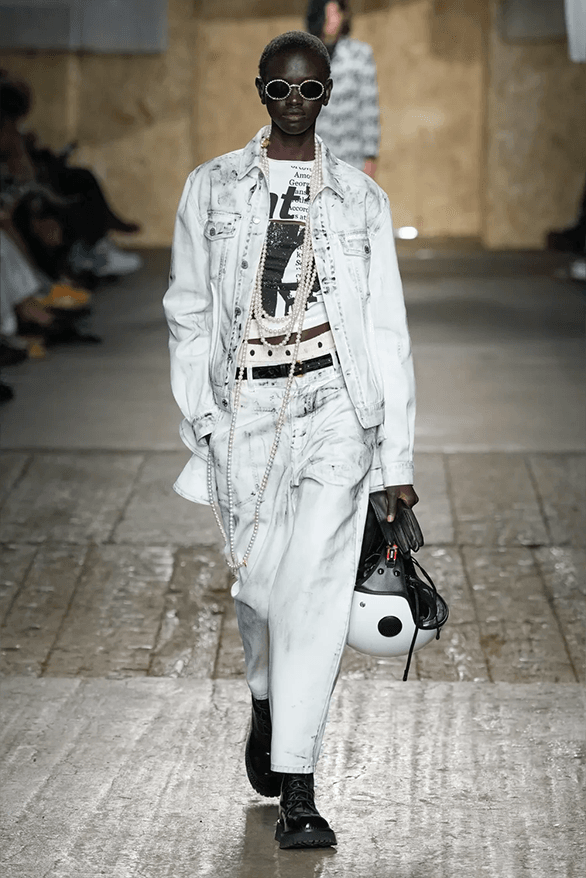 Moschino Spring/Summer 2025 at Milan Fashion Week | Hypebeast