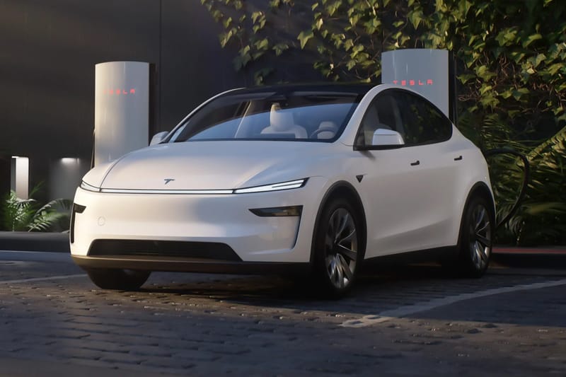 Tesla m9del y store