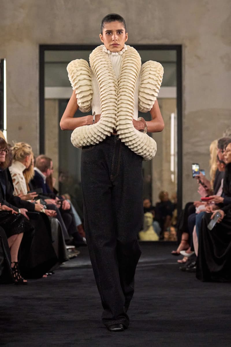 The Alaïa FW25 Runway Was Totally Tubular | Hypebeast
