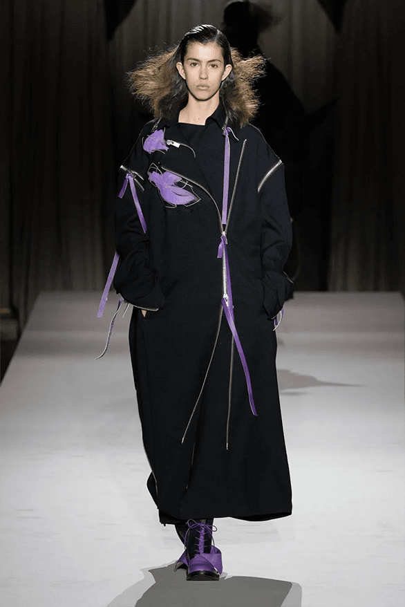 Yohji Yamamoto Spring/Summer 2025 at Paris Fashion Week | Hypebeast