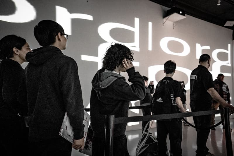 Closer Look: Ken Carson's Vinyl Signing | Hypebeast