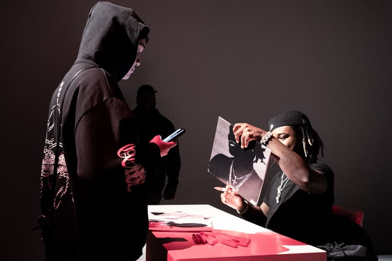 Closer Look: Ken Carson's Vinyl Signing | Hypebeast