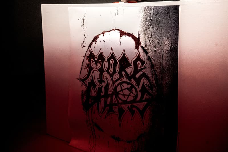 Closer Look: Ken Carson's Vinyl Signing | Hypebeast