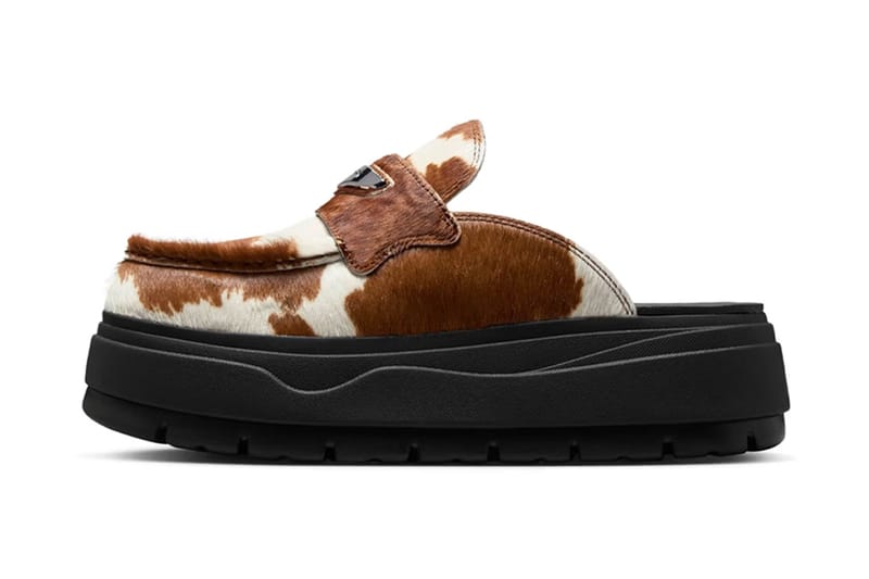 Air Jordan Mule Loafer "Black/Metallic Silver" HJ4292-001 | Hypebeast